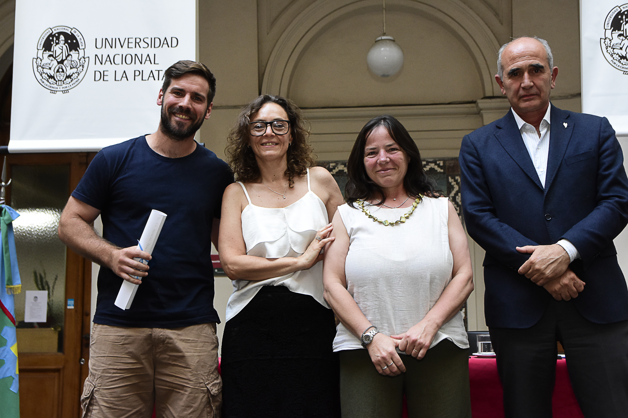 La UNLP distinguió a los Egresados de Posgrado: reconocimientos para Daniel Ferro y Vanessa ...